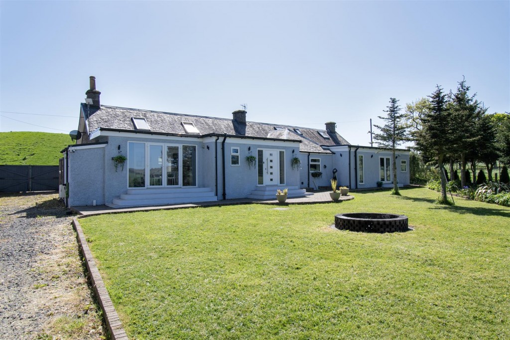 Ledyatt Cottage, Lundie, 4 bedroom, House - Detached