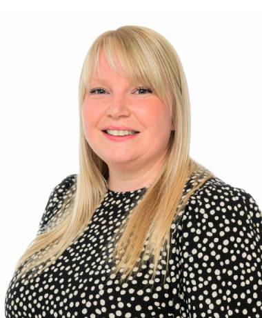 Meet The Team | Rosie Fraser Real Estate